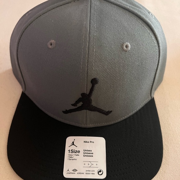 Jordan | Accessories | Jordan Pro Jumpman Snapback | Poshmark